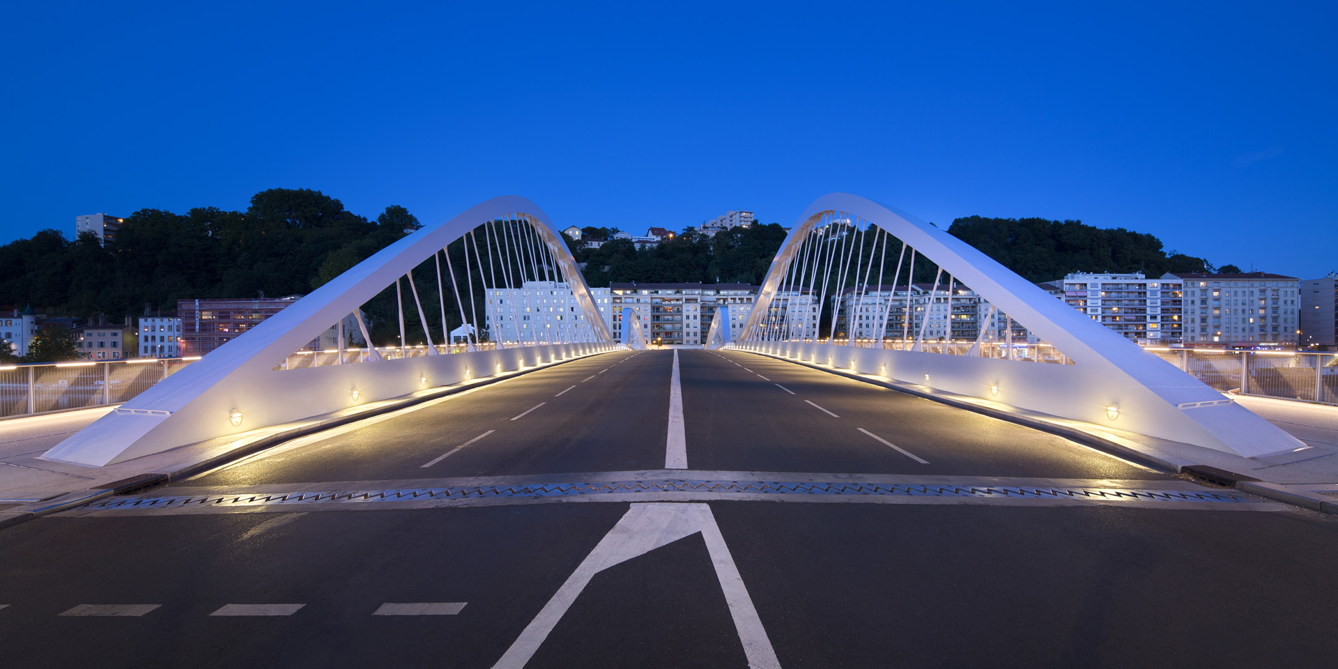 PONT SCHUMAN – France by Light